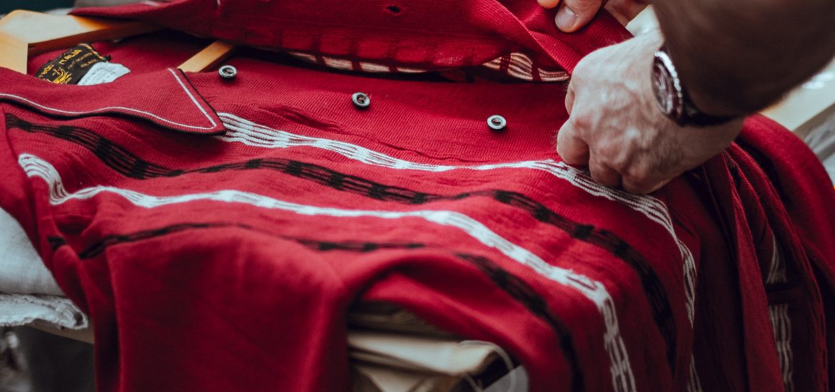 Clothing Swaps VS Hand-Me-Downs - From Frugal To Free