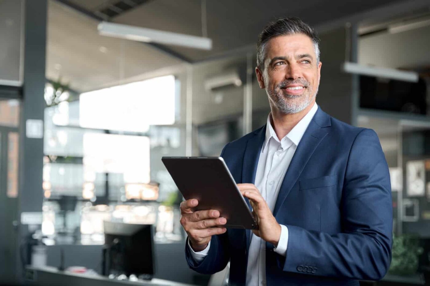 21 Personality Traits of Financially Successful People - From Frugal to ...
