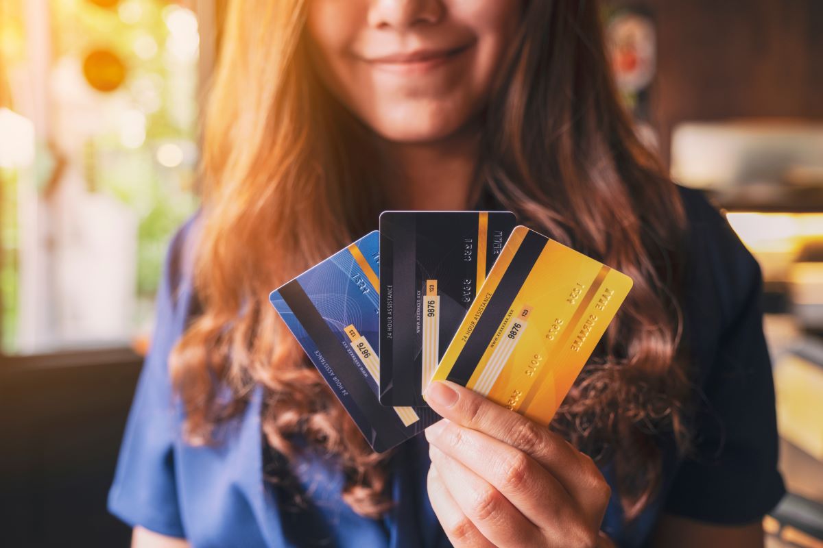 15 Costly Credit Card Slip-Ups You'll Want to Sidestep - From Frugal to ...