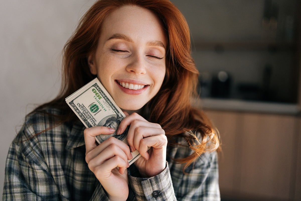 25 Money-Saving Tricks to Keep More Cash in Your Pocket - From Frugal ...